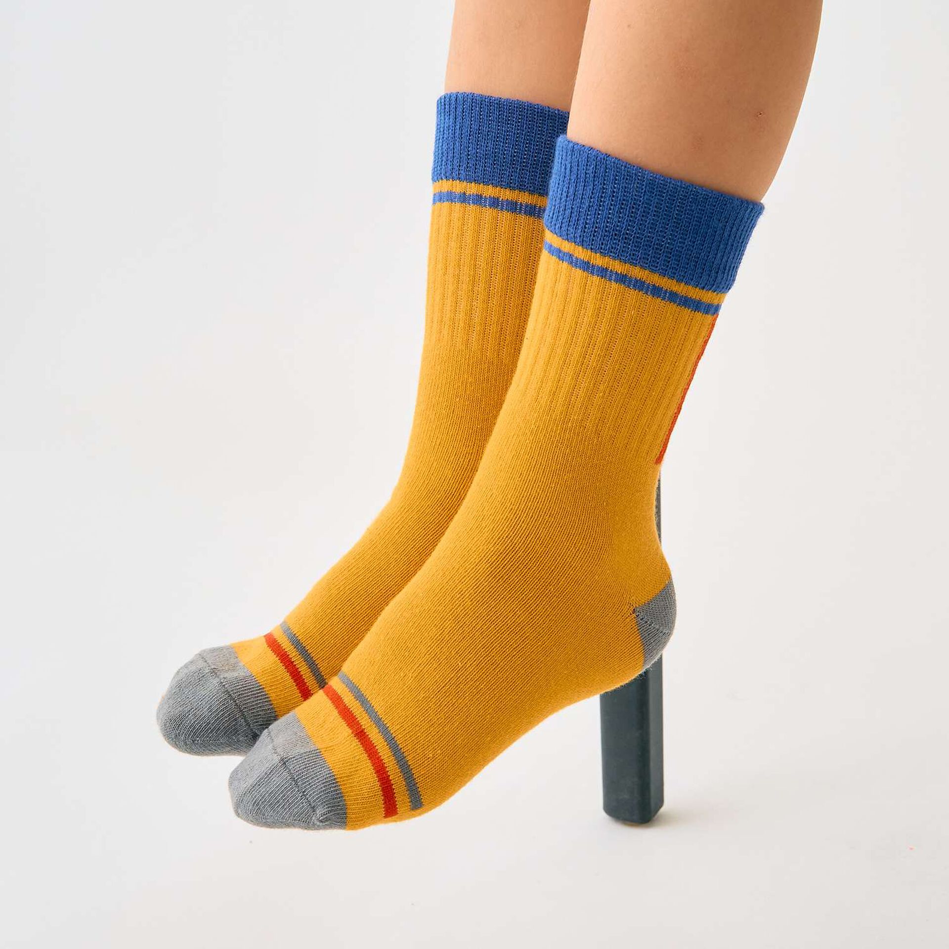 Bi-Color Socks | Narumiya Official Global Online Store